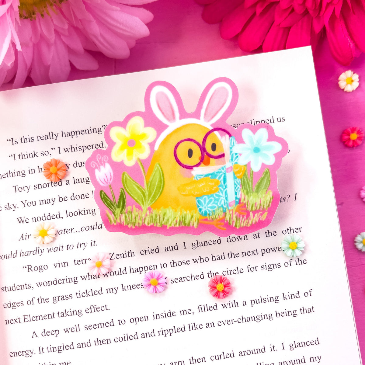 Reading Baby Chick Vinyl Sticker – Emily Cromwell Designs